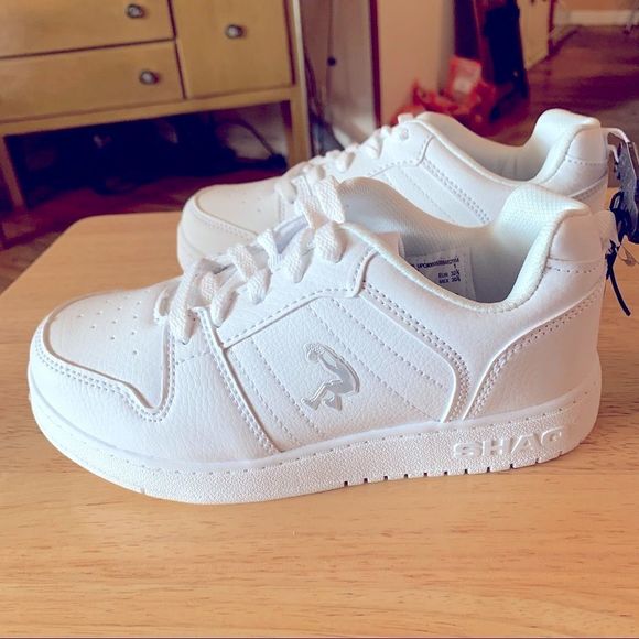 Shaq | Shoes | Nwt Shaq Sneakers White Non Marking Sole Tennis Shoes ...